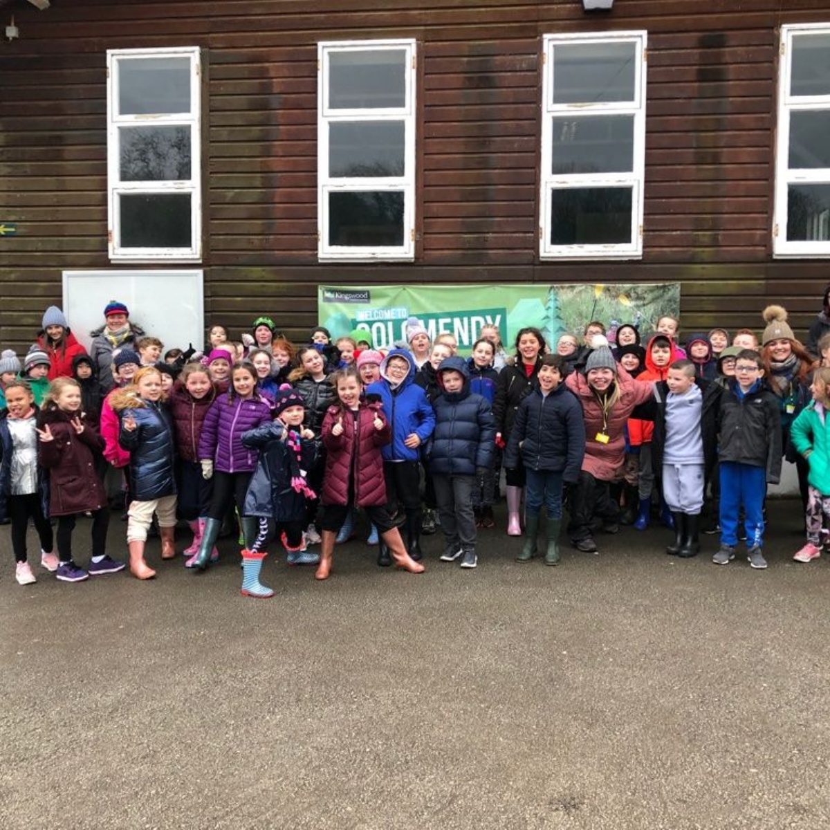 Prescot Primary and Nursery School - Unicorns go to Colomendy!